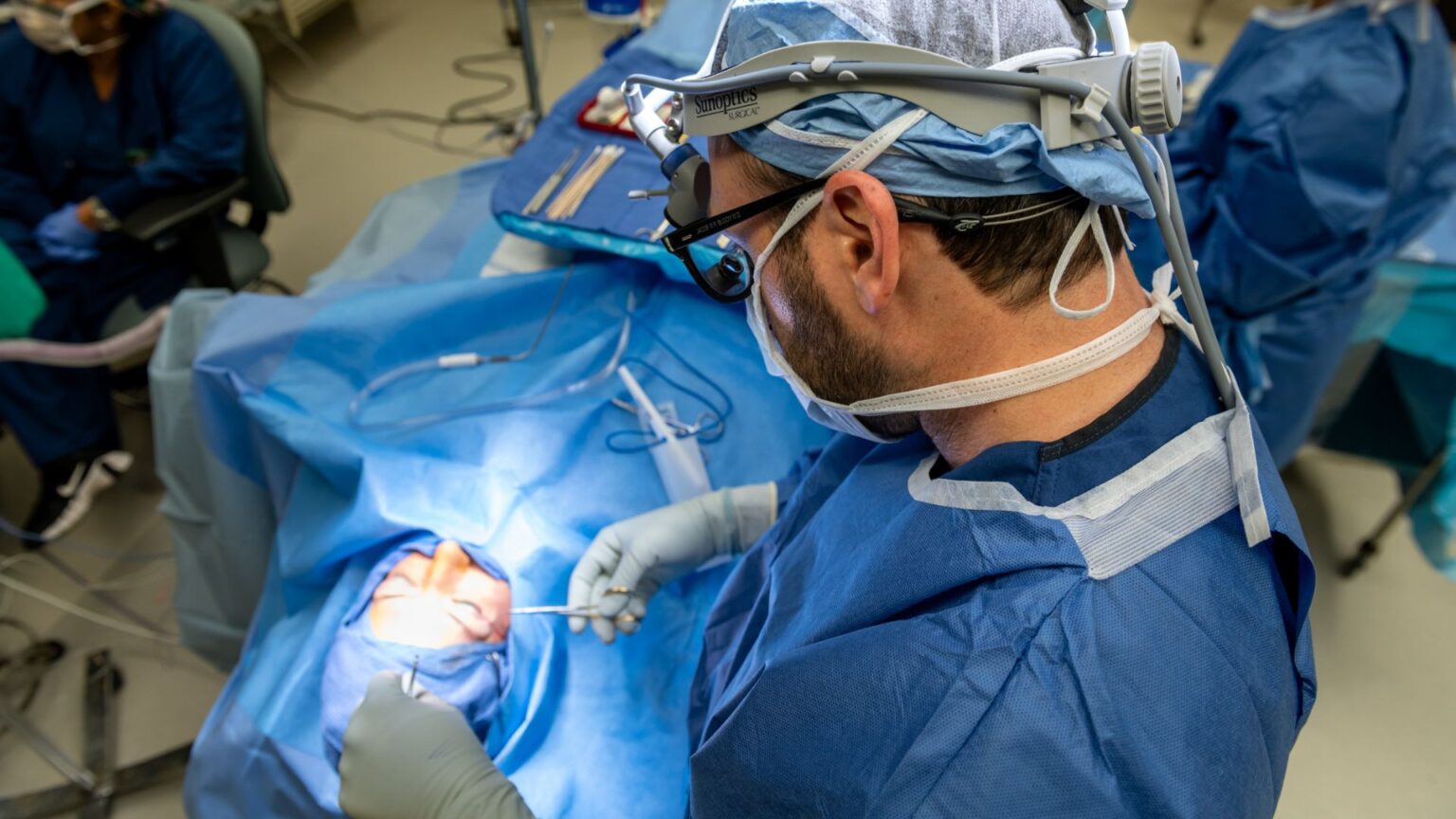 Blepharoplasty (Eyelid Surgery) Procedure Steps | Chicago